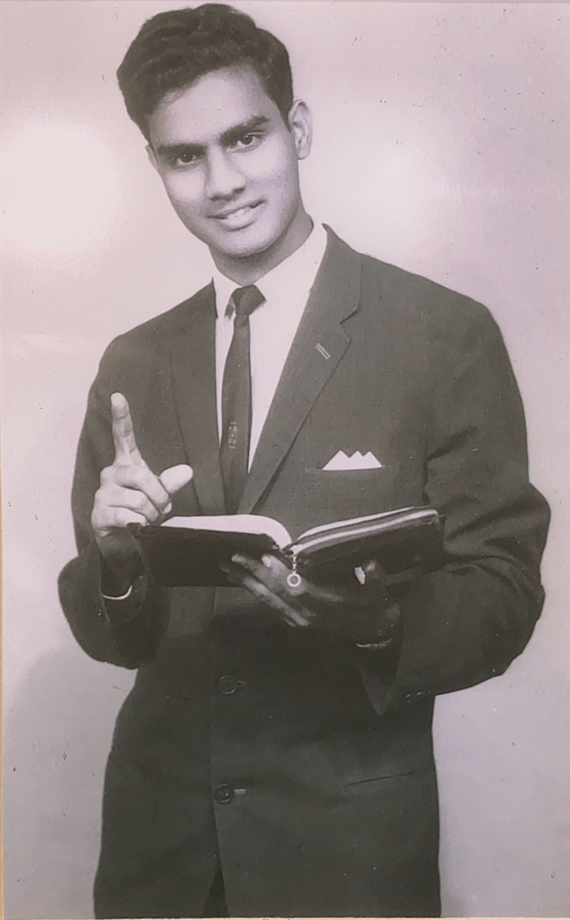 About This Site – DEFENDING RAVI